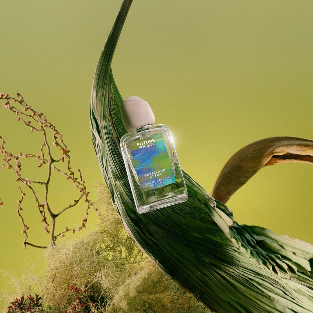 Fragrance insights: new brand 'tapping' the DNA of extinct flowers ...