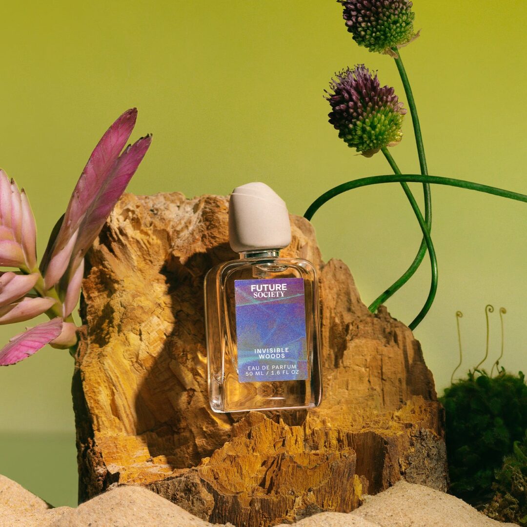 Fragrance insights: new brand 'tapping' the DNA of extinct flowers ...